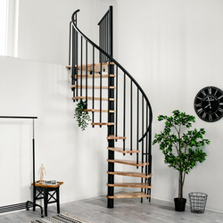 Lesene okrogle stopnice model Houston - Ceneje.si